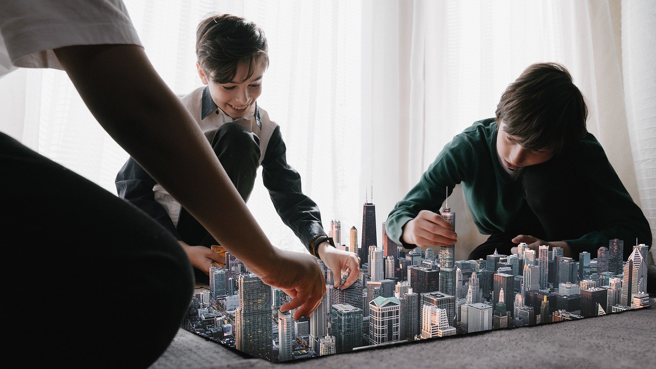 Six Fun Winter Hobbies for The Whole Family - SmoothSale™